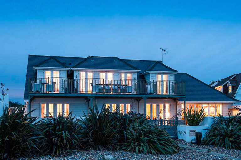 Luxury Beach Front Holiday Rentals in West Sussex England